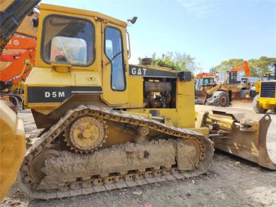 Chine Bouteur utilisé de Caterpillar D5m en bonne condition de travail avec le prix étonnant. Chat d'occasion D3c, D3g, D4c, bouteur de D5g en vente plus une garantie d'an. à vendre