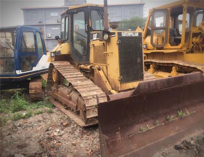 Chine Bouteur utilisé de Caterpillar D5m en bonne condition de travail avec le prix étonnant. Chat d'occasion D3c, D3g, D4c, bouteur de D5g en vente plus une garantie d'an. à vendre