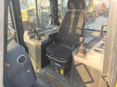 Chine Bouteur utilisé de Caterpillar D5K en bonne condition de travail avec le prix raisonnable. Chat d'occasion D3c, D3g, D4c, bouteur de D5g en vente plus une garantie d'an. à vendre
