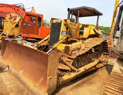 Chine Bouteur utilisé de Caterpillar D5h en condition de travail terrible avec le prix raisonnable. Chat d'occasion D3c, D3g, D4c, bouteur de D5g en vente plus une garantie d'an. à vendre