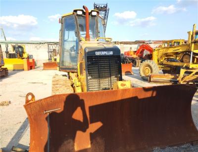 Chine Bulldozer Caterpillar D4K XL d'occasion en parfait état de fonctionnement à un prix raisonnable. Bulldozer Cat D3c, D3g, D4c d'occasion en vente avec une garantie d'un an. à vendre