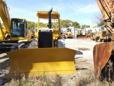 Chine Bouteur utilisé de Caterpillar D4h en condition de travail parfaite avec le prix stupéfiant. Chat d'occasion D3c, D3g, bouteur de D4c en vente plus une garantie d'an. à vendre