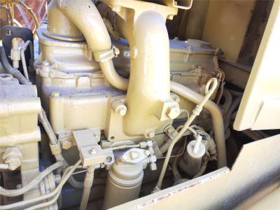 Chine Bouteur utilisé de Caterpillar D4h en condition de travail parfaite avec le prix stupéfiant. Chat d'occasion D3c, D3g, bouteur de D4c en vente plus une garantie d'an. à vendre