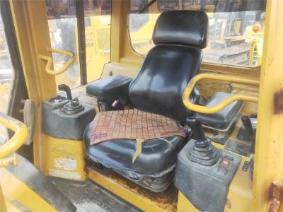 Chine Bouteur utilisé de Caterpillar D4g en condition de travail terrible avec le prix raisonnable. Chat d'occasion D3c, D3g, bouteur de D4c en vente plus une garantie d'an. à vendre