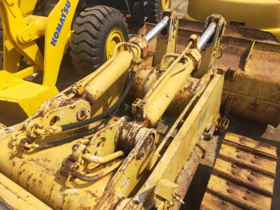 Κίνα Το χρησιμοποιημένο Caterpillar 973 φορτωτής αντιολισθητικών αλυσίδων στις τεράστιες συνθήκες εργασίας με τη λογική τιμή. Μεταχειρισμένη γάτα 973 φορτωτής αντιολισθητικών αλυσίδων στην πώληση. προς πώληση