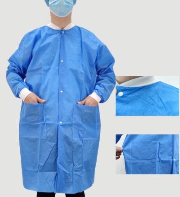 Cina Cappotto da laboratorio usa e getta in bianco e blu 10 pezzi per scatola. in vendita