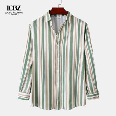 China Logotipo personalizado Camisa casual com listras verticais para homens em viscose/poliéster/espandêx à venda