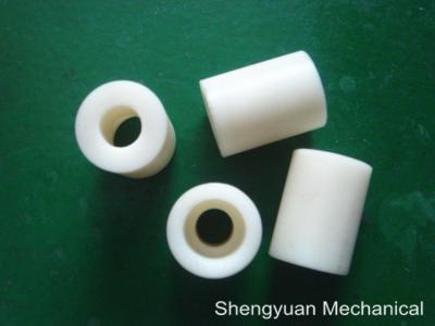 Chine Le plastique usiné par duromètre de l'uréthane 90 partie la douille d'axe d'UHMWPE pour le convoyeur de yole à vendre