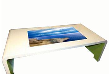 Cina Multi Tabella LCD interattiva di tocco 32inch per l'esposizione della stanza del caffè con alta luminosità in vendita
