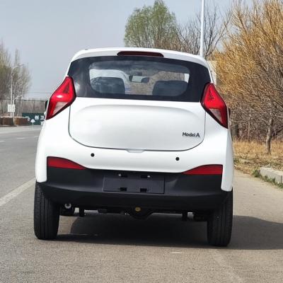 Chine Voiture électrique RHD/LHD 105km/H 5 portes 5 places 185/65 R15 30/60KW Batteries automatiques à vendre
