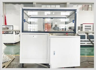 중국 생산량 400 킬로그램 / H와 55 kw 원추형 이축 스크류 파이프 압출 라인 판매용