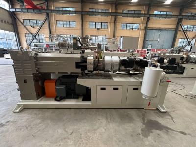 中国 80 / 173出力600kg/Hが付いている円錐対ねじポリ塩化ビニールの管の放出ライン 販売のため