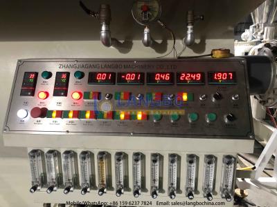 Chine Ligne d'extrusion de précision à haute puissance, longue durée de vie pour tuyaux à double cavité en PVC à vendre