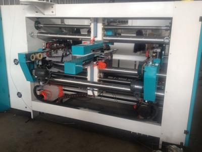 Cina La cucitrice automatica dei semi ha ondulato la macchina del cartone/la stampatrice di Flexo per il cartone in vendita