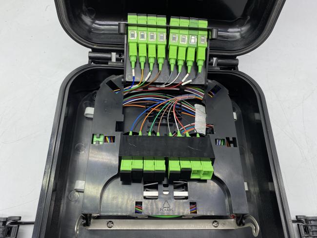 Fiber optic splitter box 16cores