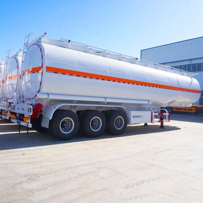Κίνα TITAN 3 Axle 45000 Liters Fuel Tank Semi Trailer for Sale in Guyana προς πώληση