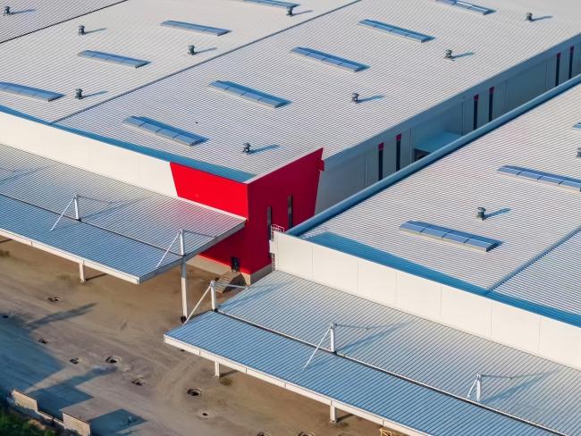 Prefabricated steel structure warehouse