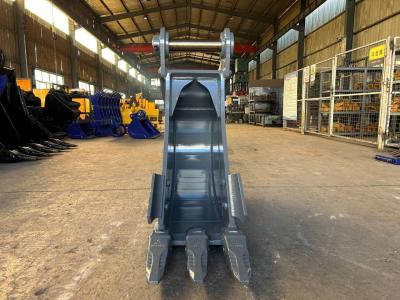 China Balde de fossa de escavadeira personalizável para diferentes condições do solo à venda