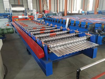 Китай trapezoidal four ribs roofing sheets roll forming machine made in China продается