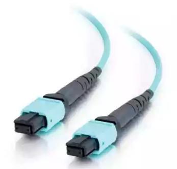 중국 공장 공급 MTP / MPO는 8F 12F 24F Singlemode/ 다중 모드 케이블 광섬유 패치 코드를 선별홈통으로 고릅니다 판매용