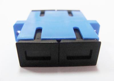 Chine Matériel bleu optique standard de l'adaptateur PBT de fibre de duplex de SM de Sc UPC de RoHS avec la bride à vendre