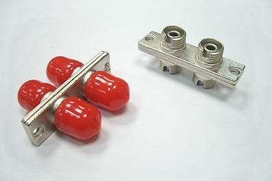 China Acoplador óptico APC UPC FC de doble y rectángulo simple en venta