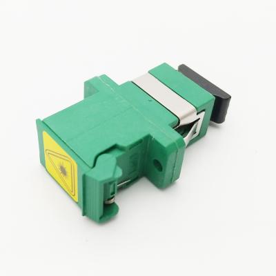 China Acoplador de fibra óptica sin brida con obturador en venta