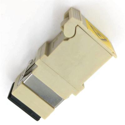 China Acoplador de fibra óptica sin brida con obturador en venta