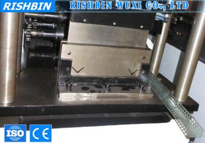 Cina Rotolo idraulico della struttura d'acciaio di angelo di perimetro di taglio che forma macchina per l'angolo di GI in vendita