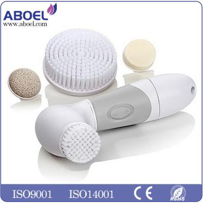 China IPX - 7 4 Multifunction em 1 escova de limpeza de vibração da pele com polimento/esponja à venda
