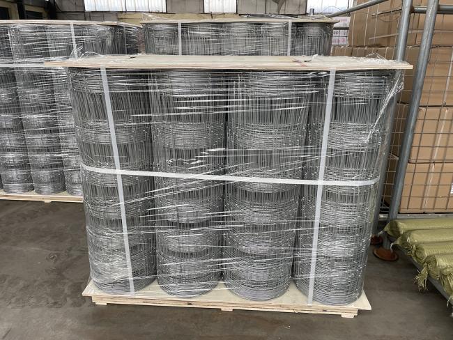 Farm wire mesh fence packaging option 4