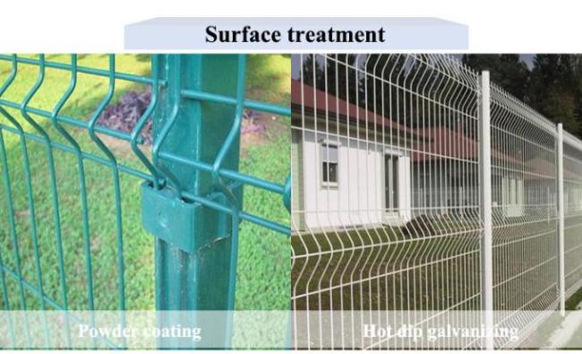 3D curved wire mesh fence installation showing reinforced triangular structure