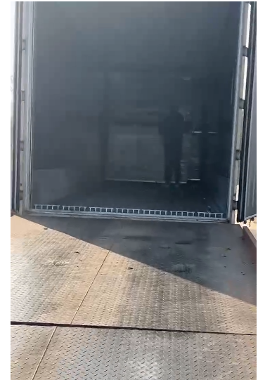3D curved fence container loading process