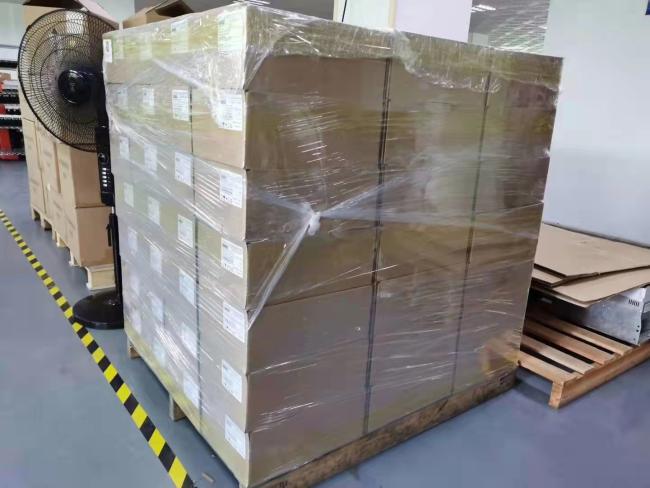 Inomax shipping packaging