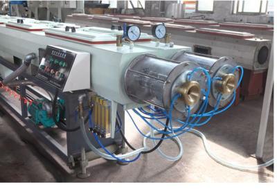 China PLC van de de Pijpuitdrijving van controlepvc Plastic van de de Lijn Dubbele Schroef de Extrudermachine Te koop