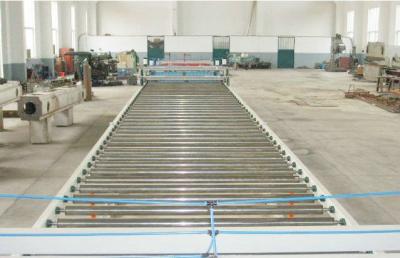 Cina Bordo della schiuma del PVC WPC che fa macchina, macchinario di plastica di legno di WPC in vendita