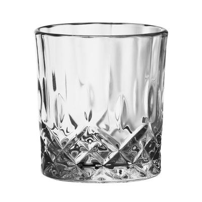 Cina Tazze di birra di vetro Crystal Glass Personalized Beer Cups/200ml-300ml in vendita