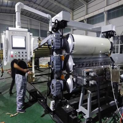 China Estructura de canal de tornillo profundo de PVC Línea de producción de chapa de mármol para una larga vida útil en venta