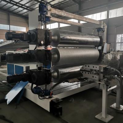 China Linha de extrusão de chapas de mármore de PVC de alta extrusão A solução de personalização definitiva à venda