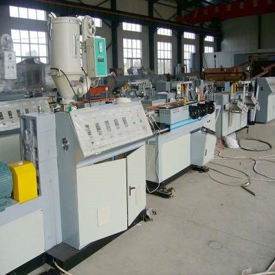 China PVC Plastic Single Wall Corrugated Pipe Extruder Machine for Computerized Production for sale