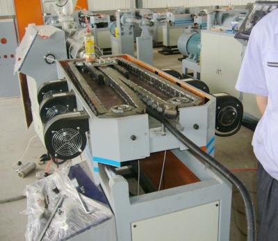 China PVC Plastic Single Wall Corrugated Pipe Extruder Machine for Computerized Production for sale