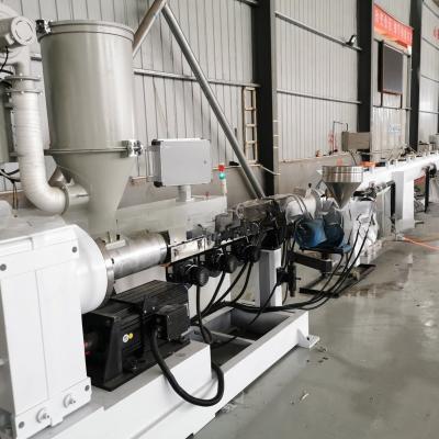 China Máquina de moldagem por extrusão para estrutura de canal de parafuso de parafuso profundo PPR linha de produção de tubos à venda