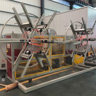 Chine Une machine d'extrusion de tuyaux HDPE à alimentation unique pour une production attrayante à un prix raisonnable à vendre