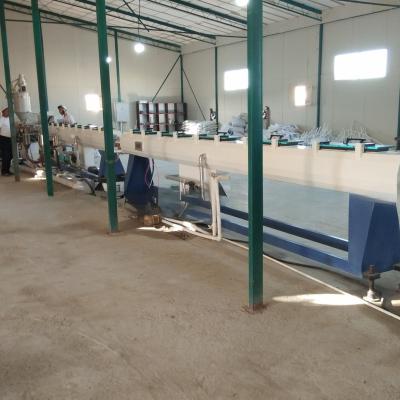 Chine Ligne de production de tubes PPR à finition rapide de 20 à 63 mm avec performances d'extrudeuse de type séparé à vendre