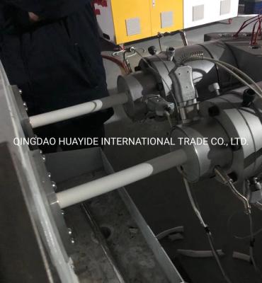 China Máquina de produção de tubos de conduta de PVC com controlo automático à venda