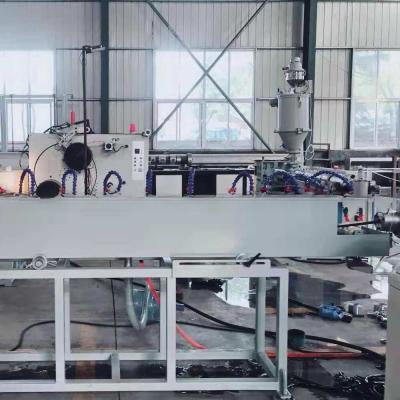 Cina Contemporanea 20*1.5*2.5m Fibra di PVC rinforzata Pipe Making Machine per le vostre esigenze in vendita