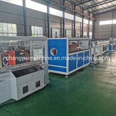 Chine Machine de fabrication de tubes en PVC Reliance Structure d'assemblage automatique Extrudeuse de type séparé à vendre