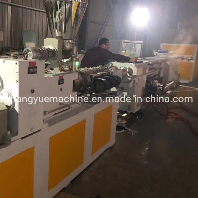 Китай Пластмассовая обработанная ПВХ трубная машина по доступной цене с одним питанием продается