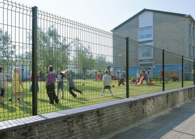 Cina Spolverizzi la barriera di sicurezza residenziale rivestita, giardino curvo ha saldato Mesh Fence Panels in vendita