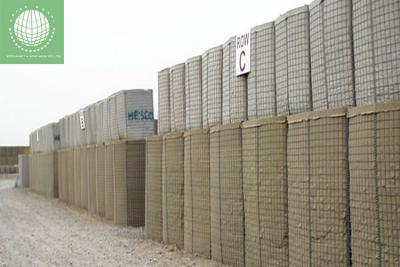 Cina Barriera della sabbia di mil 10 Hesco allineata con il geotessuto non tessuto in vendita
